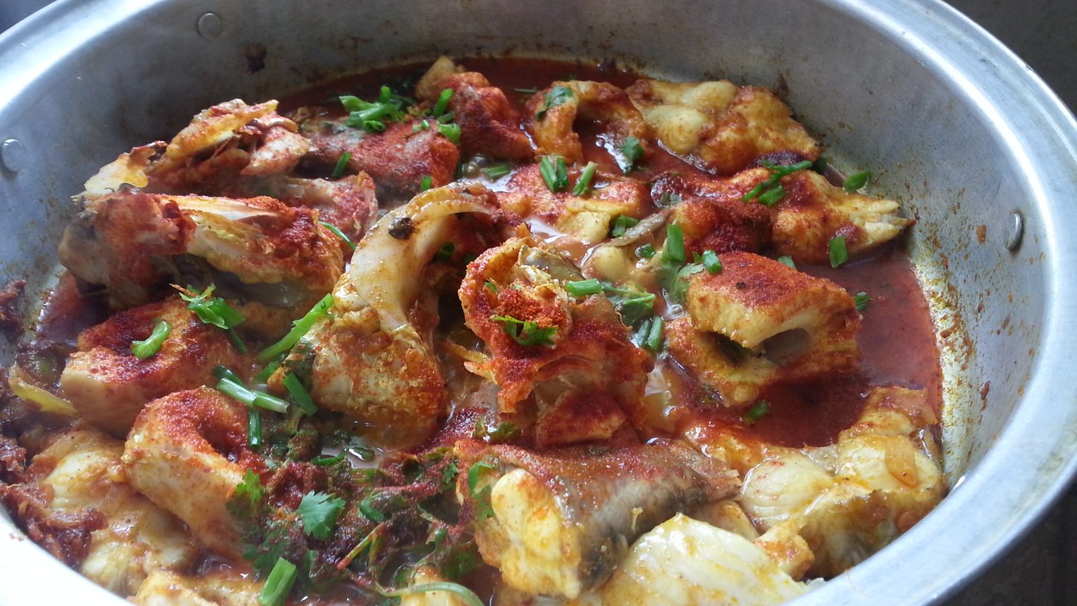 Hyderabad Fish Pulusu Recipe | Mahilalu